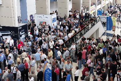 Printers flocked to Chicago to Graph Expo 2007 to see the latest ...