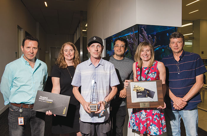 'Rich Black' Helps Bring Best of Show to Bloomberg